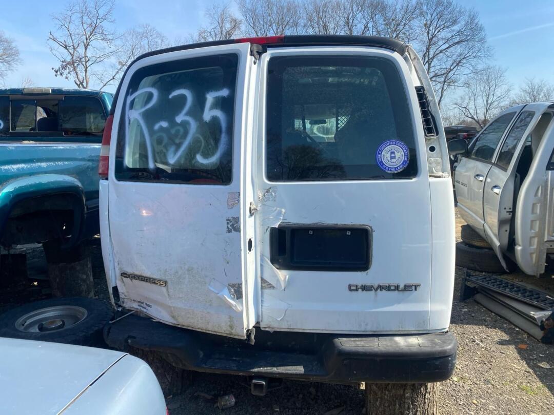 2004 CHEVY EXPRESS | M&D Salvage Yard and U Pull Here
